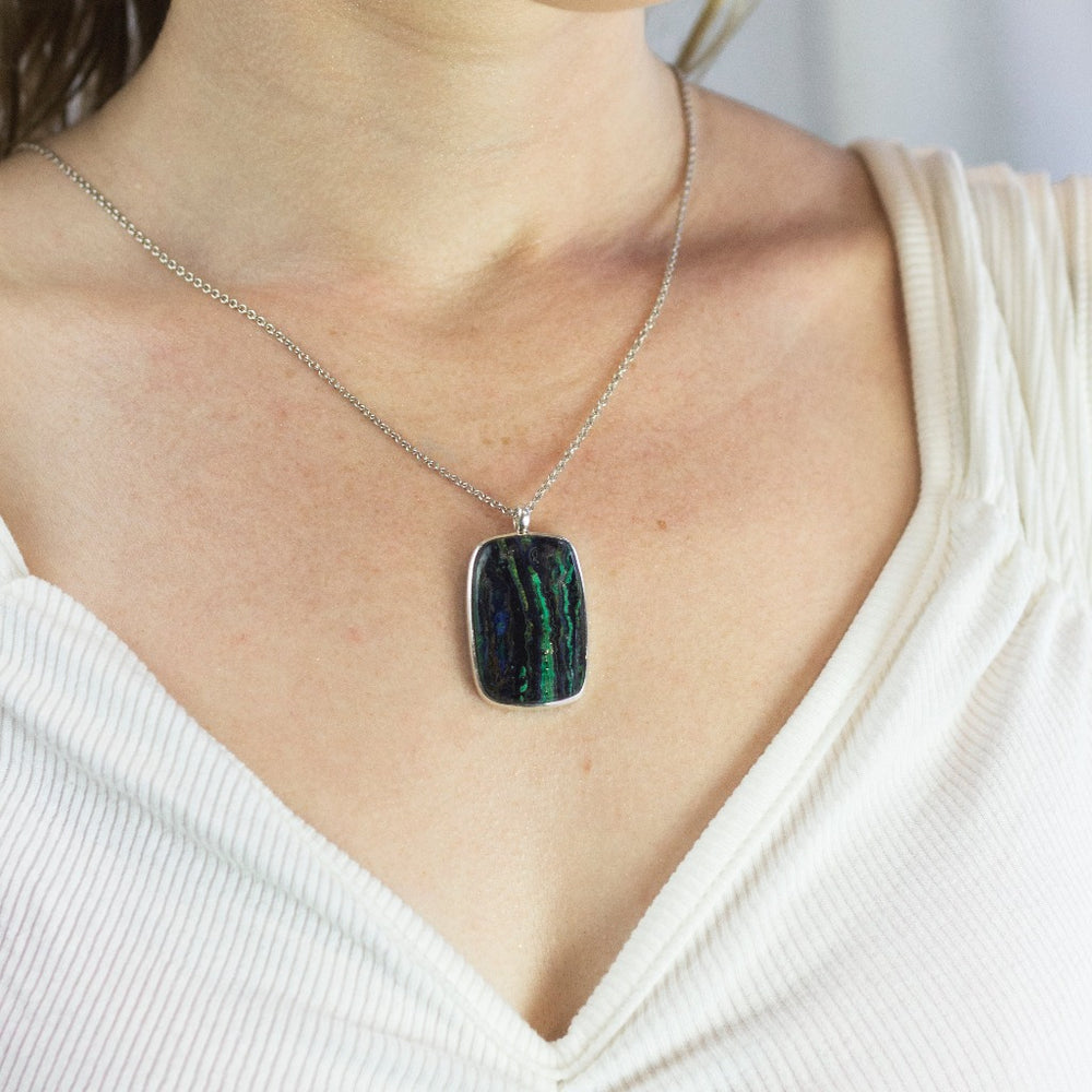 Malachite Jewelry - Necklaces, Rings & Earrings | Made In Earth US